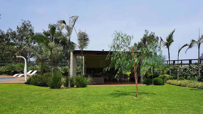 Oasis particular en Casuarinas Perú, 10 meses de ejecución