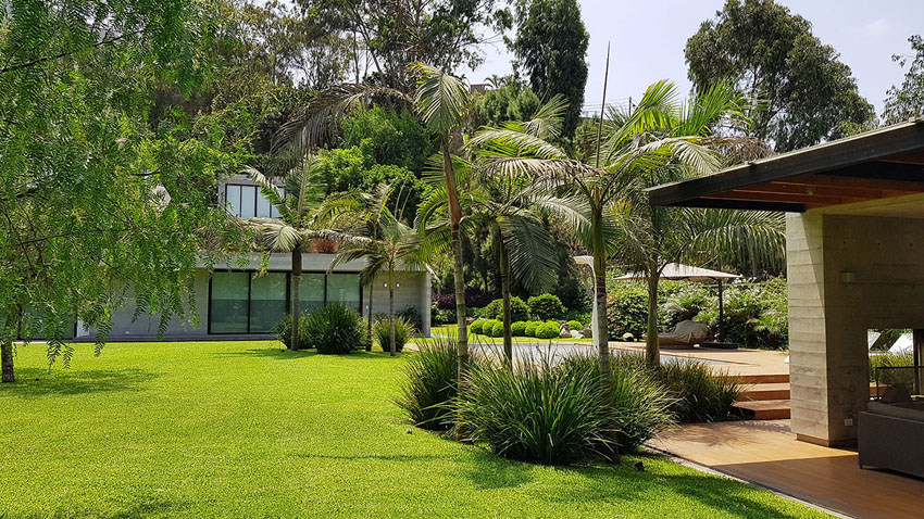 Oasis particular en Casuarinas Perú, 10 meses de ejecución